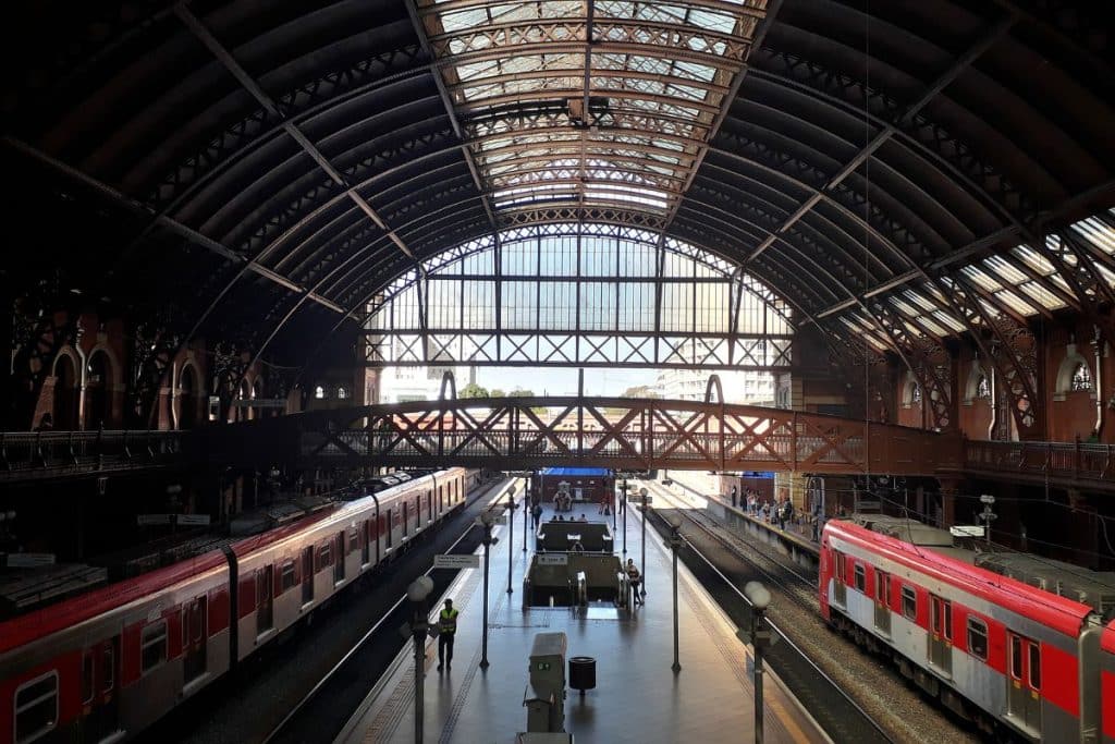 Estação Da Luz Em São Paulo: Um Passeio Pela Arquitetura Histórica