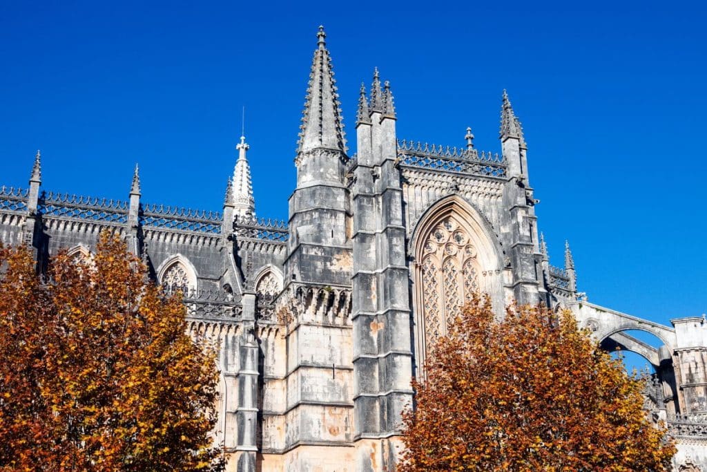 A Maravilha Da Arquitetura Gótica: Mosteiro Da Batalha.