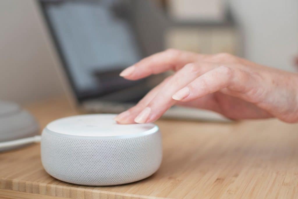 Alexa Echo Dot: Como A Amazon Está Reinventando A Vida Doméstica?