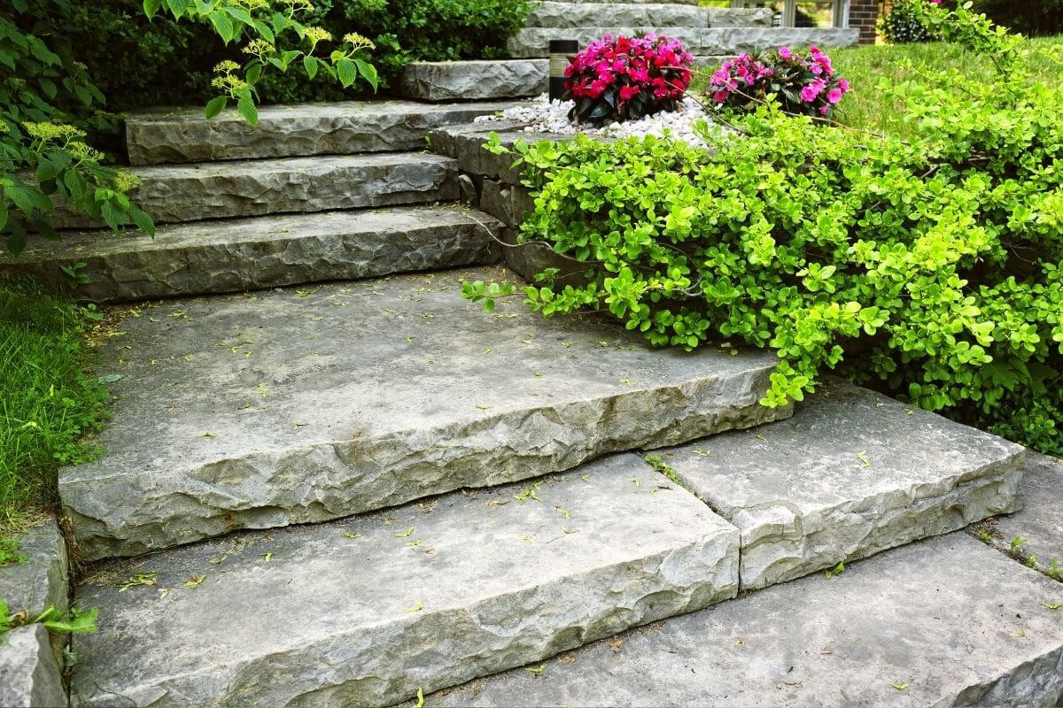 Piso Para Quintal: 5 Ideias Resistentes E Estilosas Para Áreas Externas.