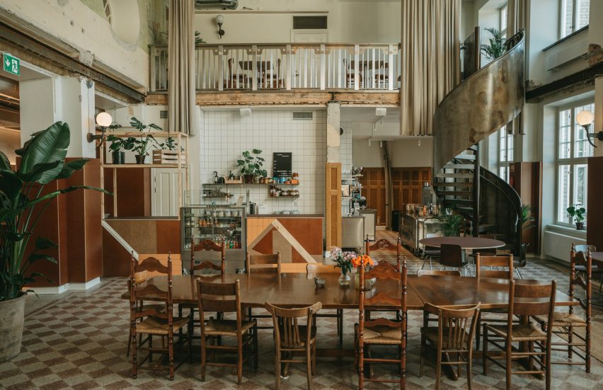 Bofink Design Studio Transforma Börshuset Em Clube Exclusivo E Inovador.