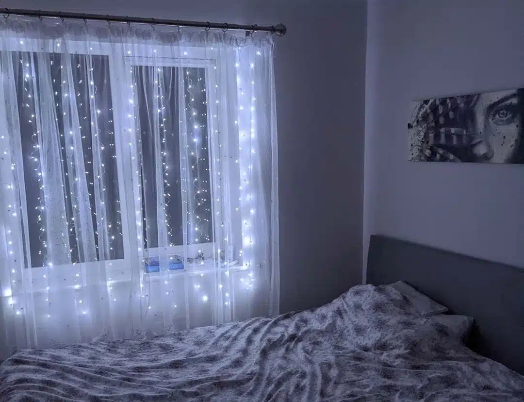 Cortina De LED: 30 Ideias Incríveis Para Decorar