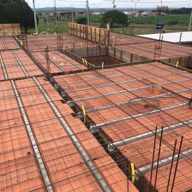 Laje Pré-Moldada: Tipos E Vantagens Essenciais Para Sua Construção